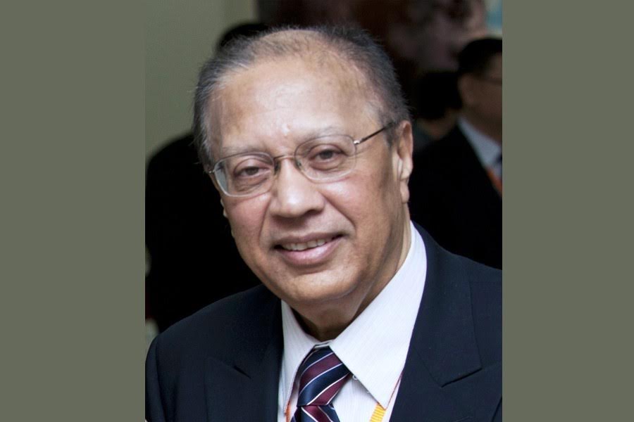 The portrait of an ambassador: Anwarul Karim Choudhury – Hossain Blogs